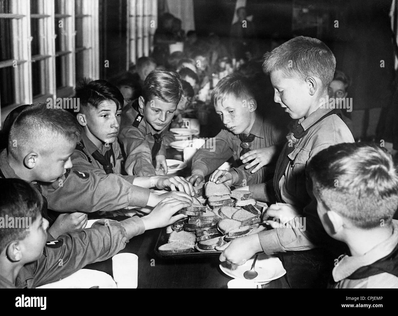 Pimpfe at the meal in a youth hostel, 1936 Stock Photo - Alamy