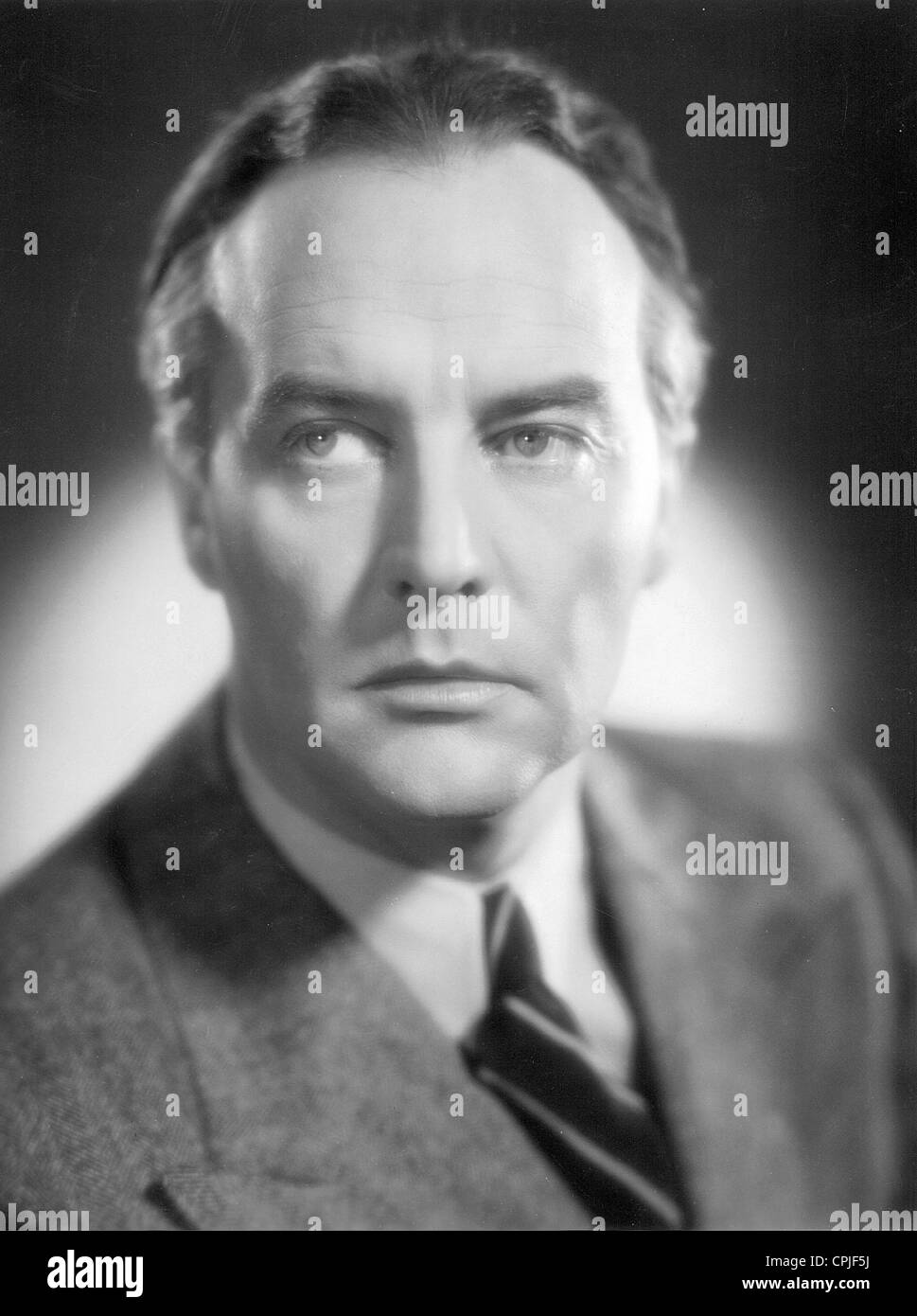 Igo sym in serenade 1937 hi-res stock photography and images - Alamy