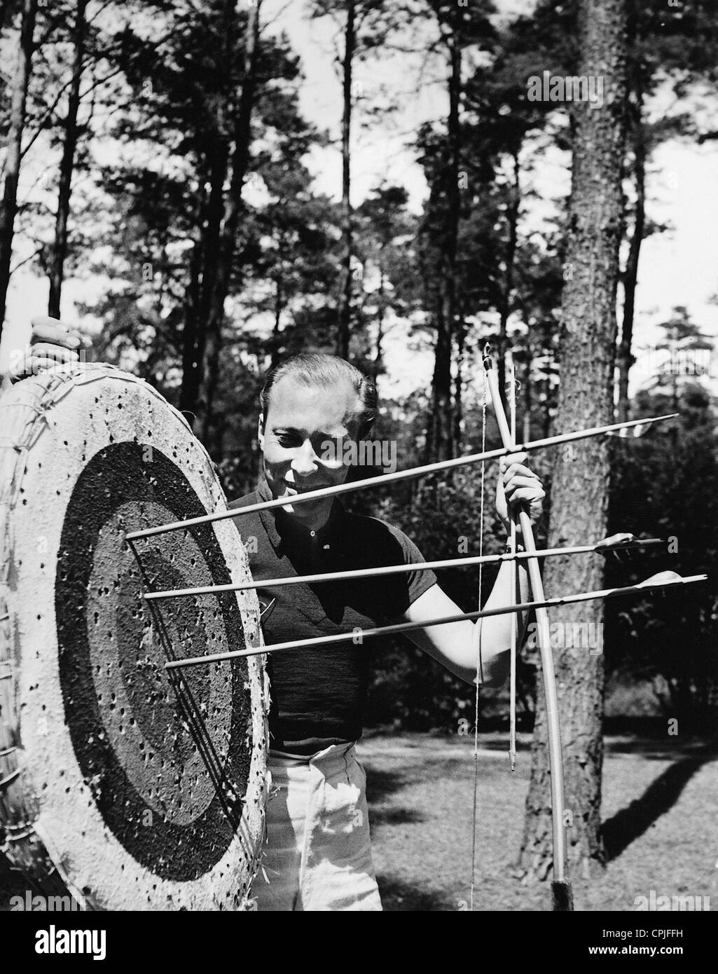 Carl Raddatz, 1939 Stock Photo - Alamy