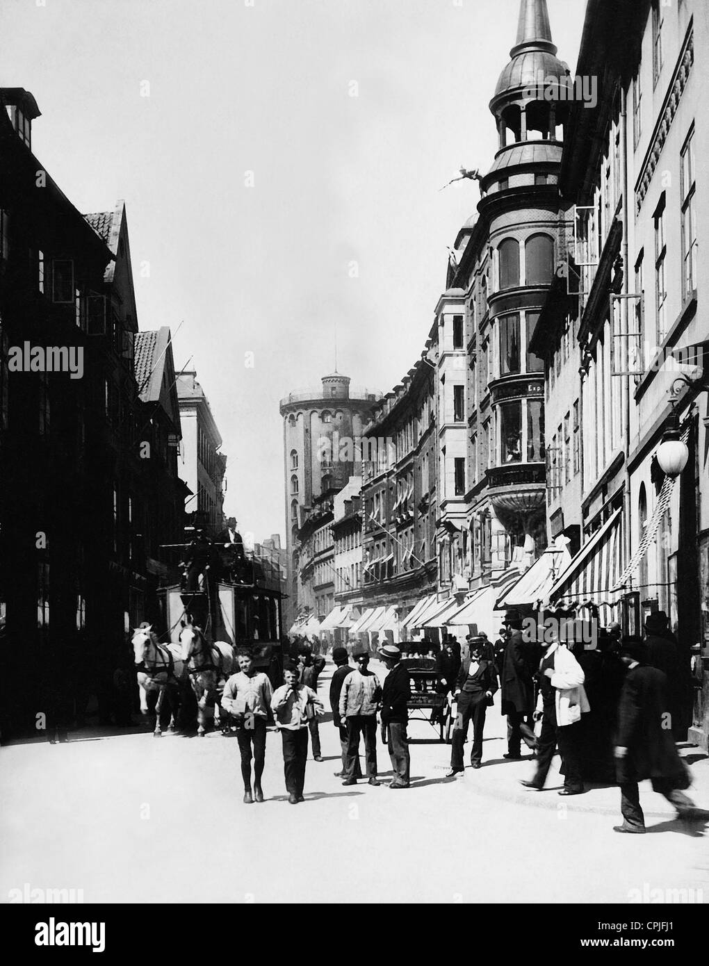 A round tower Black and White Stock Photos & Images - Alamy