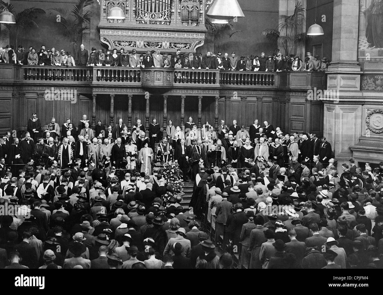 Honorary Doctorate for Queen Elizabeth of England, 1937 Stock Photo - Alamy