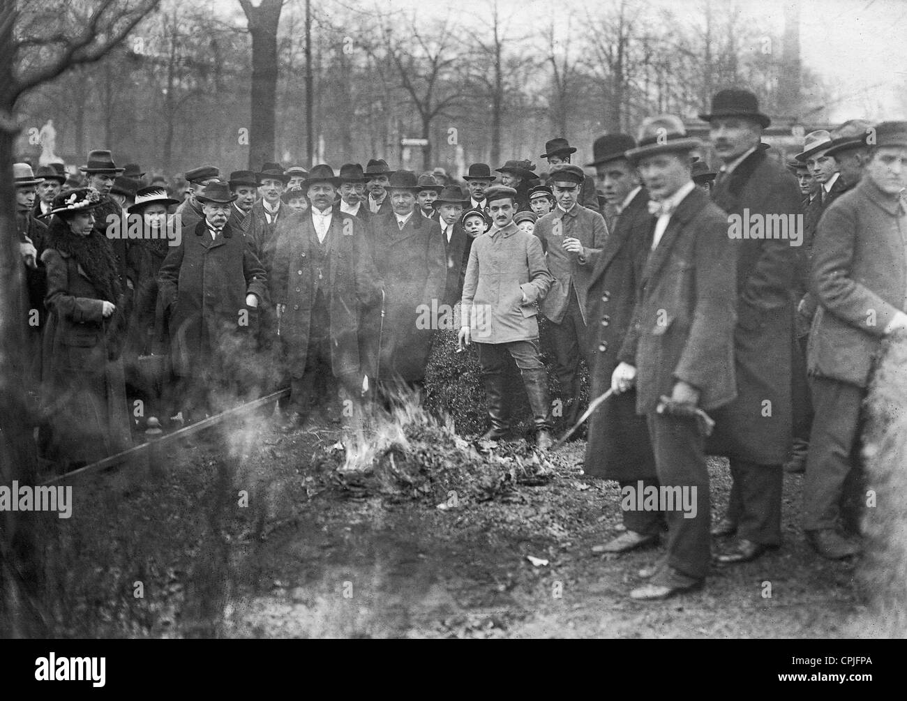 Spartacists hi-res stock photography and images - Alamy