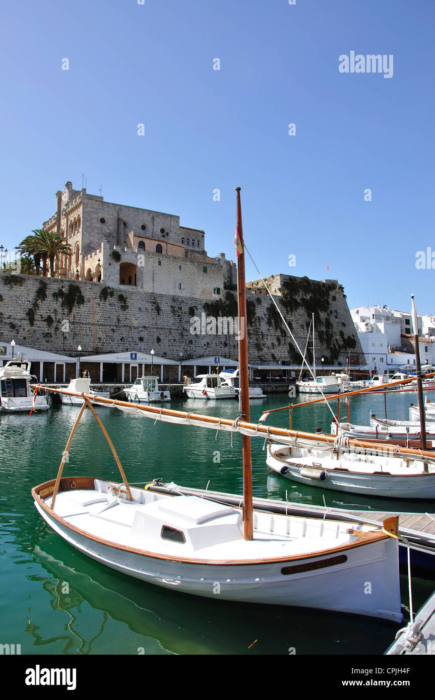 Traditional fishing boats in Port of Ciudadella, Ciutadella de Menorca ...