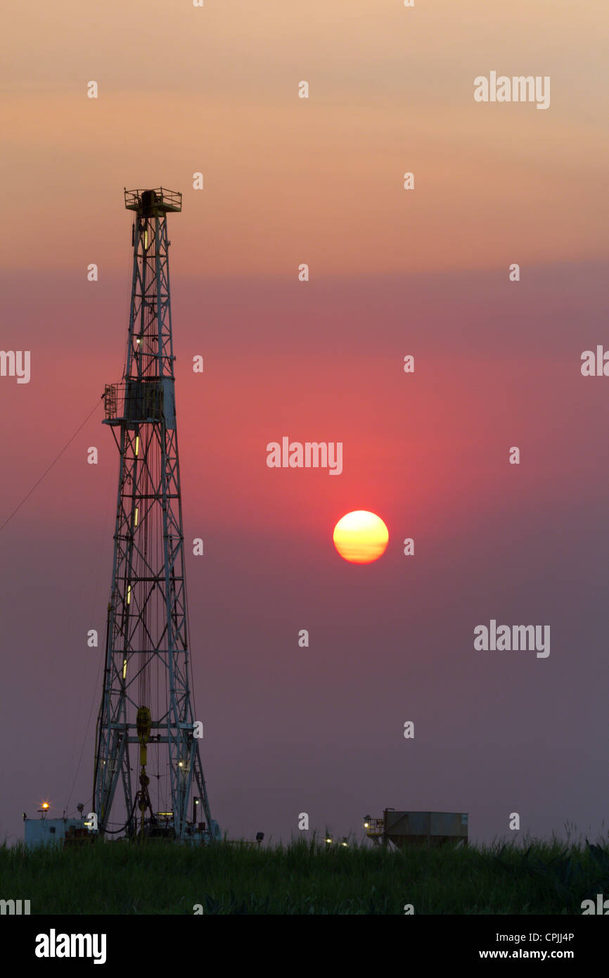 Fossil fuels gas usa hi-res stock photography and images - Alamy