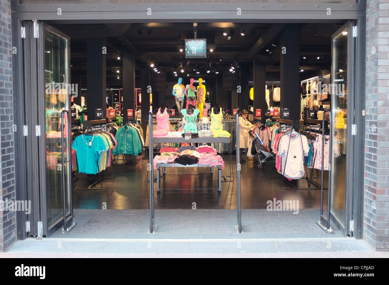 Interior store selling stylish hi-res stock photography and images - Alamy