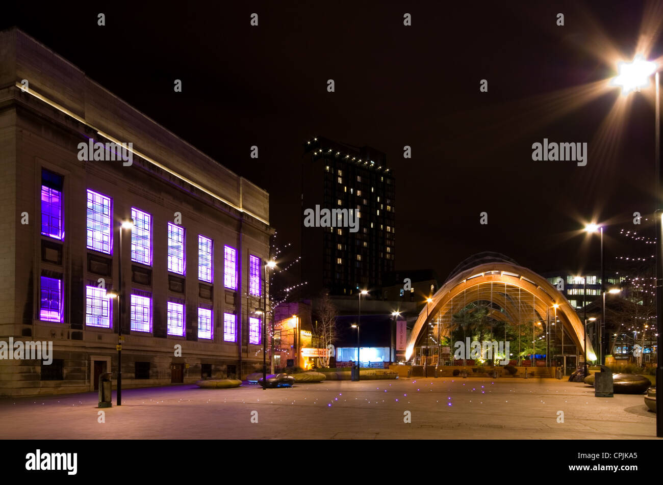 Tudor Square in Sheffield City Centre featuring the Graves Art Gallery ...