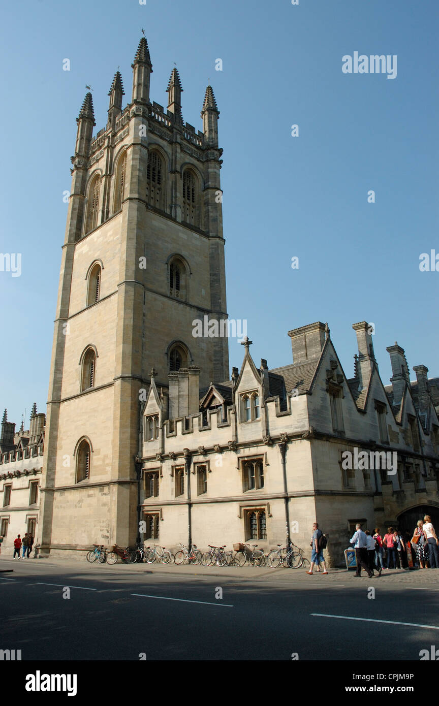 Magdalen college tower Stock Photo - Alamy