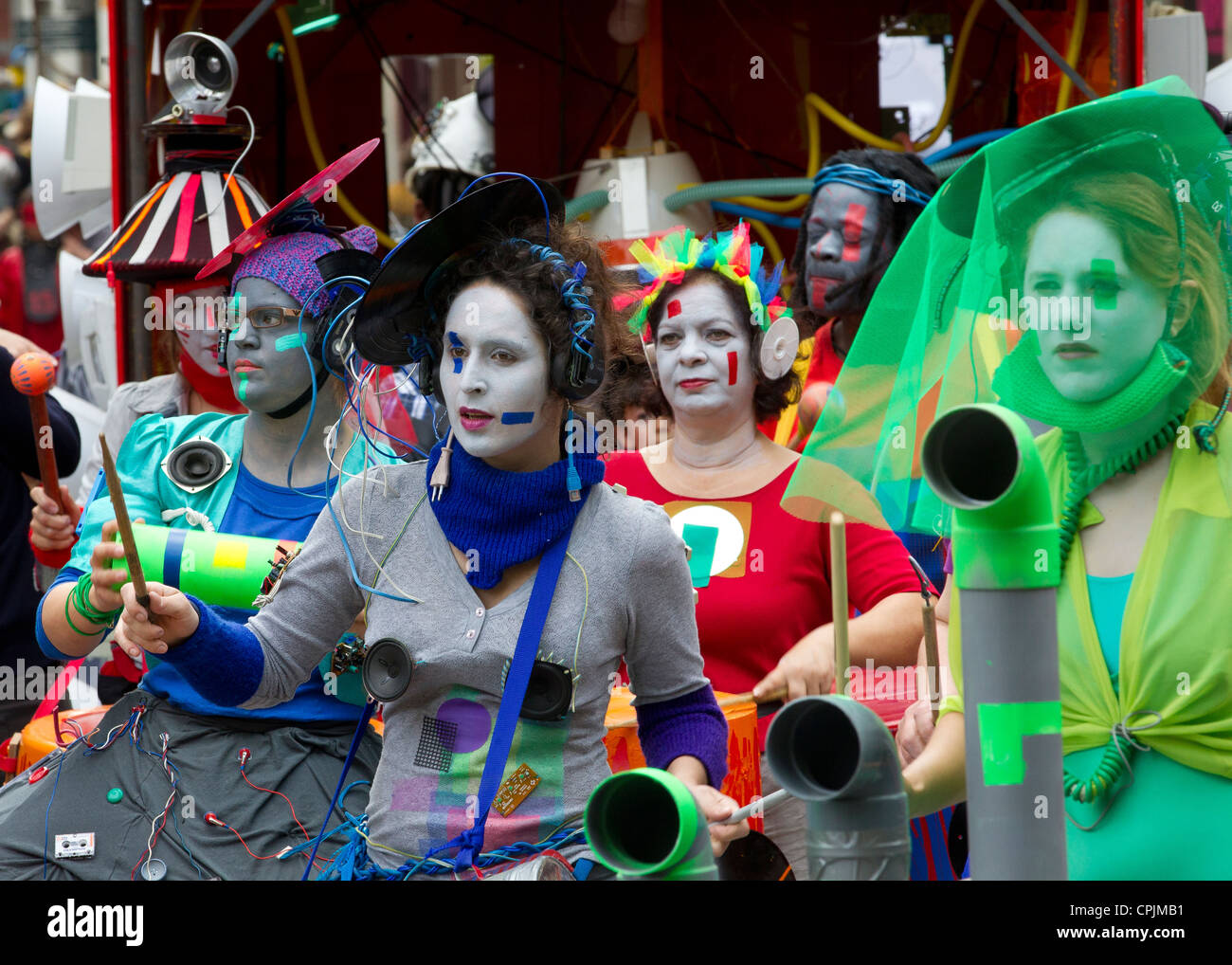 zinneke parade street carnival Stock Photo - Alamy
