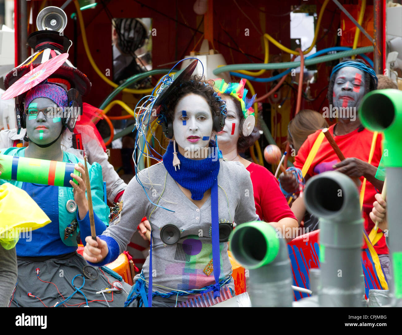 zinneke parade street carnival Stock Photo - Alamy