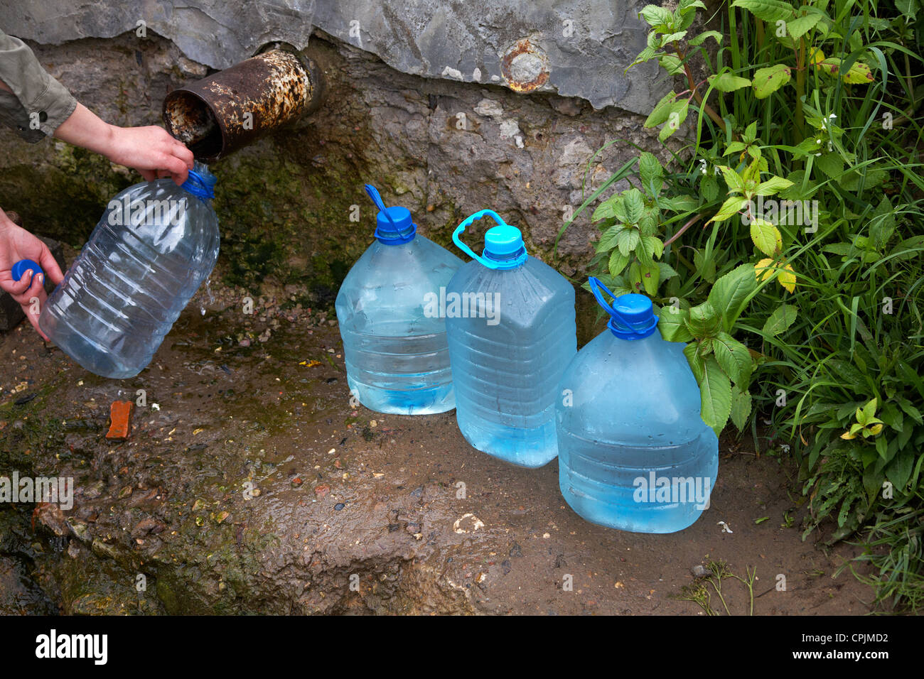 Spring water groundwater hi-res stock photography and images - Alamy