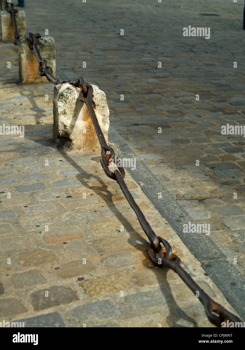 La rochelle tower chain Stock Photo - Alamy