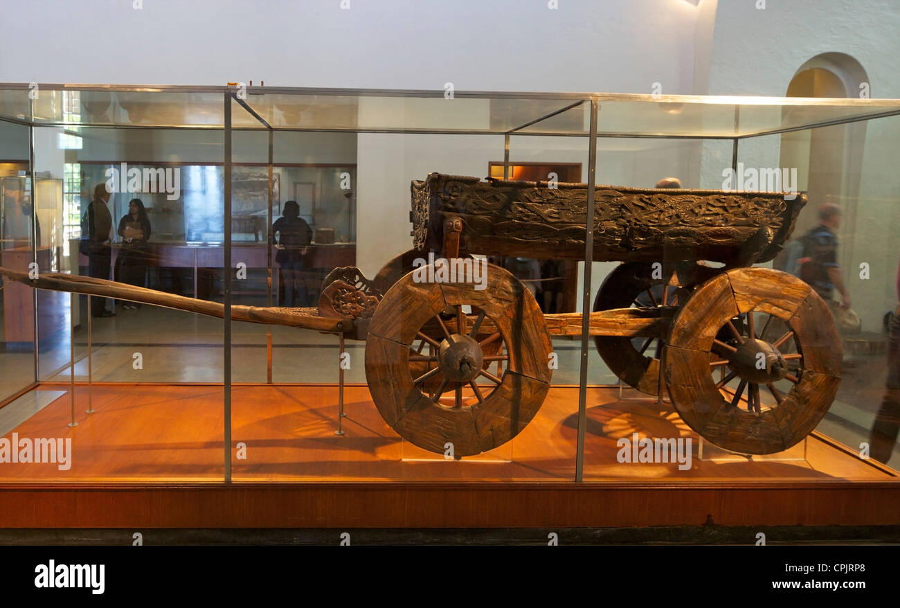 Oseberg Wagon, Viking Ship Museum, Vikingskipshuset, Bygdoy, Oslo ...
