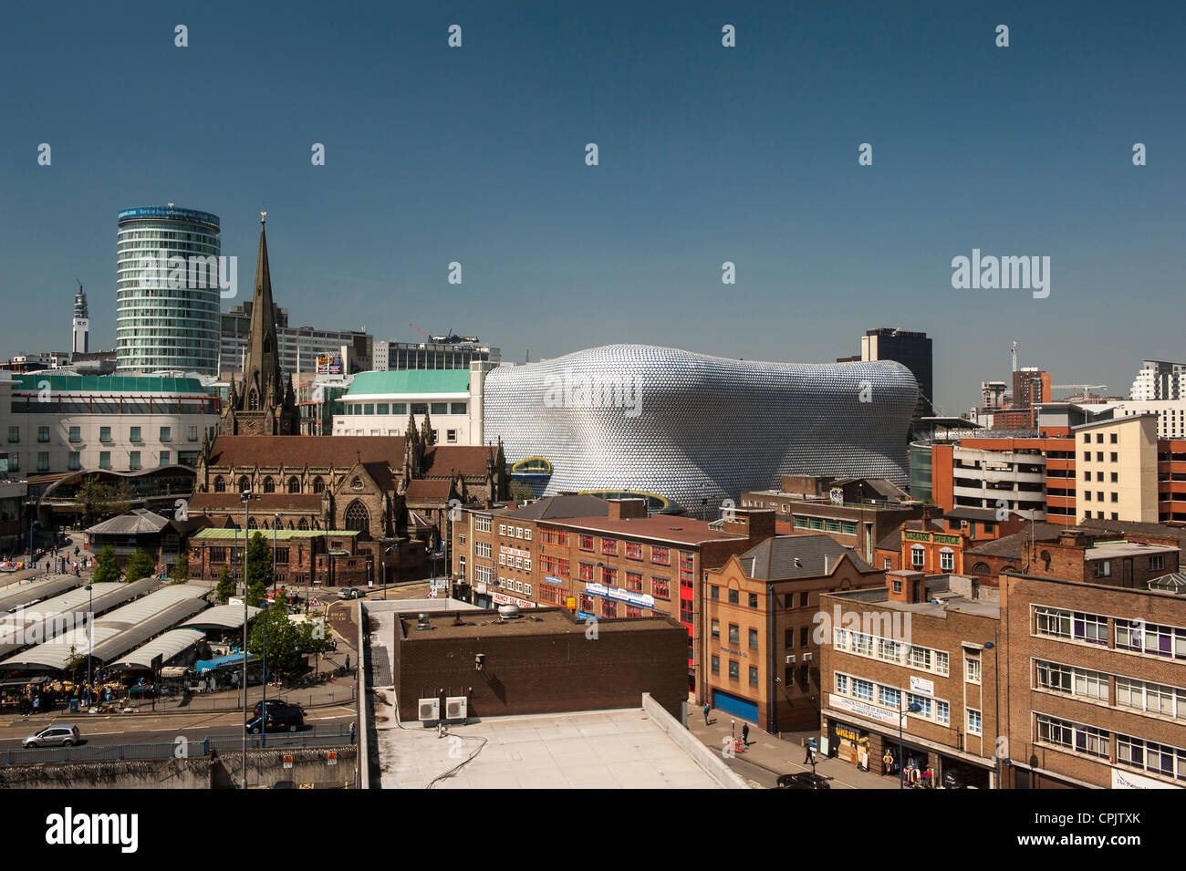 Birmingham city centre, Rotunda, St. Martin's, Selfridges building and ...