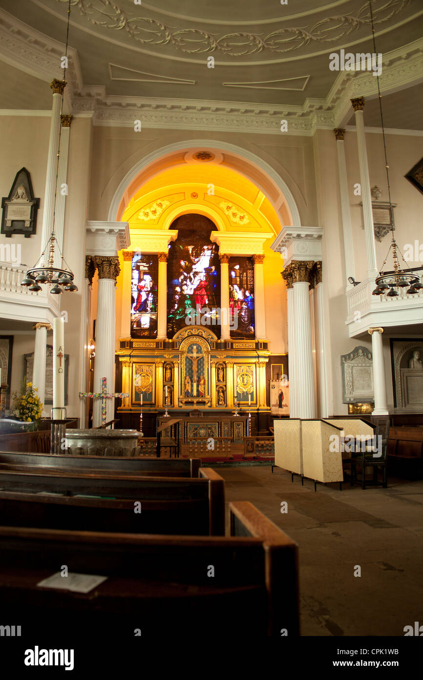 Round churches hi-res stock photography and images - Alamy