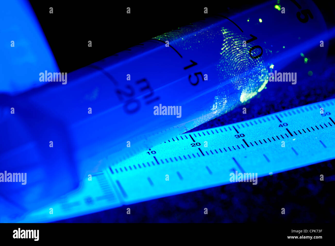 Fluorescent light fingerprint hi-res stock photography and images - Alamy