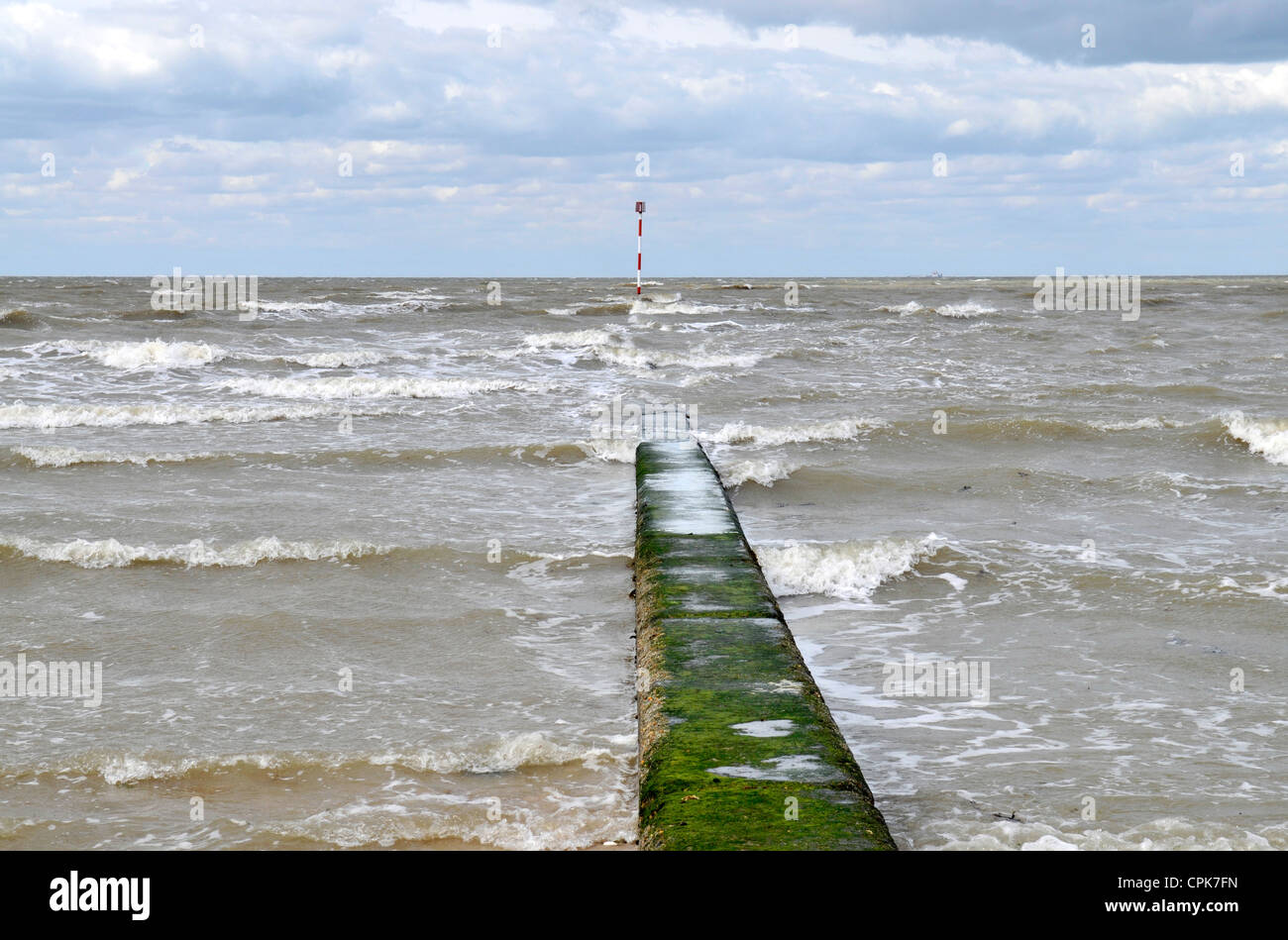 Concrete groynes hi-res stock photography and images - Alamy