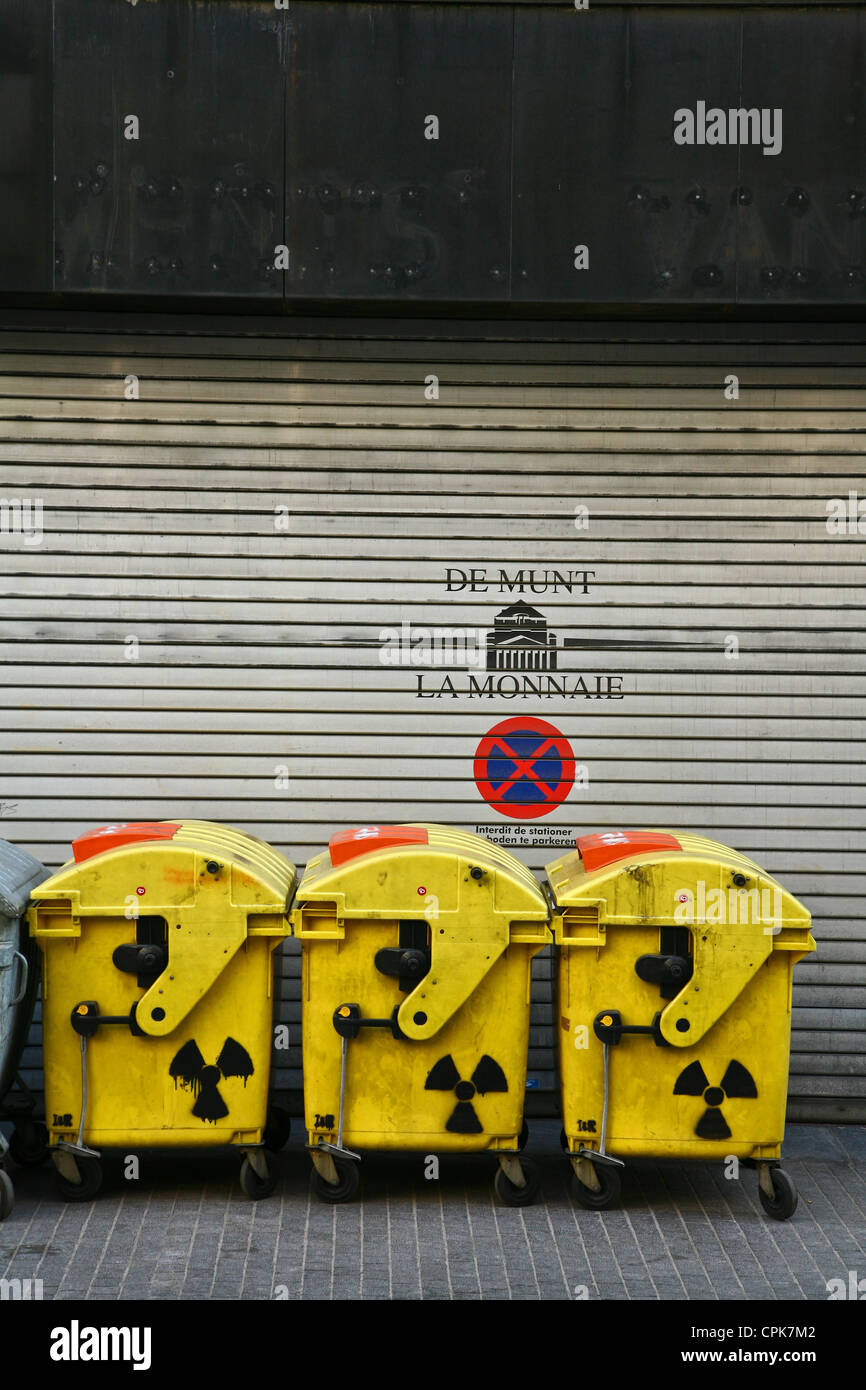 Nuclear waste hi-res stock photography and images - Alamy