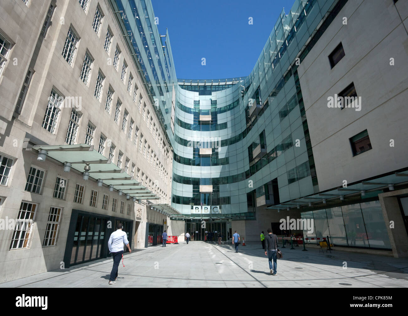 Bbc broadcasting house exterior hi-res stock photography and images - Alamy