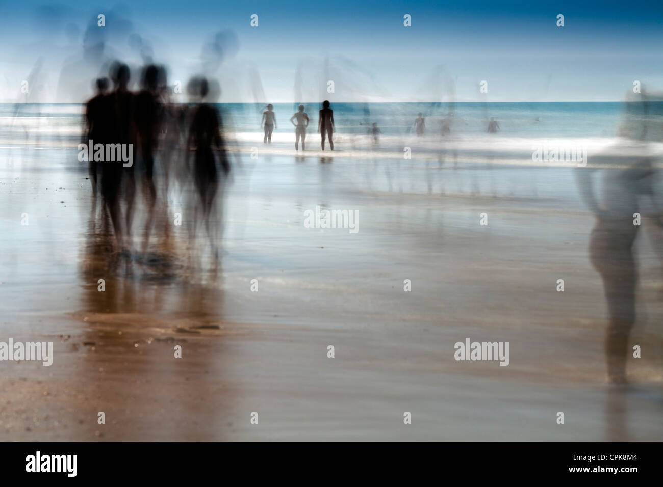 Long exposure shot people walking hi-res stock photography and images ...