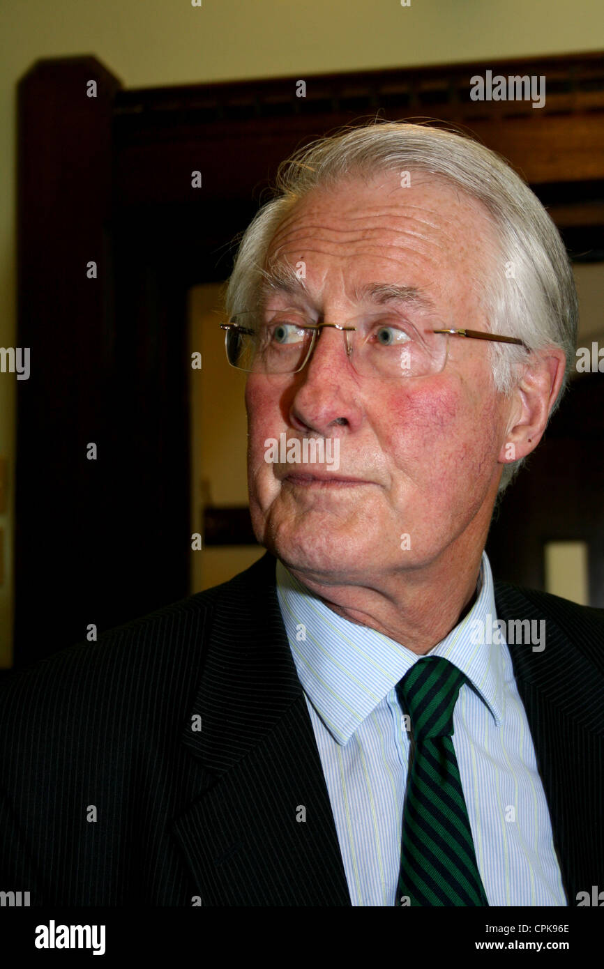 Michael meacher mp hi-res stock photography and images - Alamy