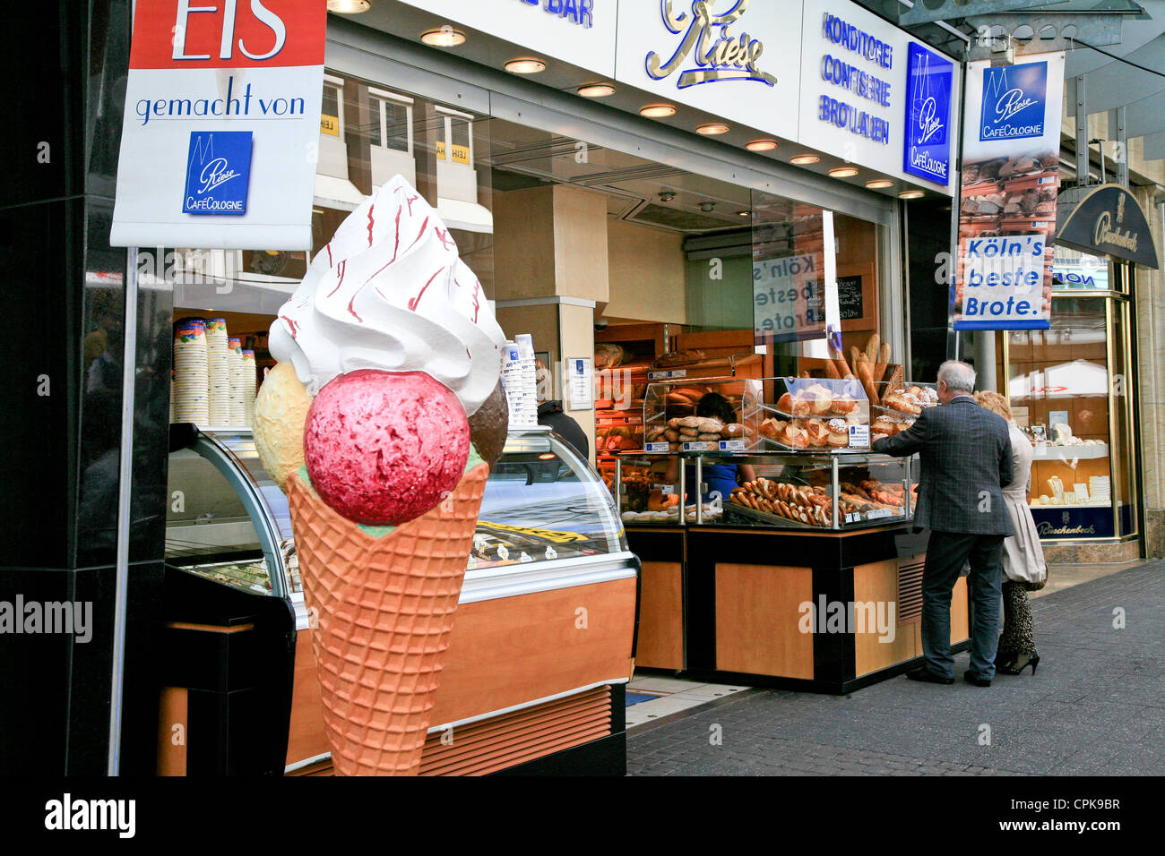 Bakery outdoors in downtown Cologne;Germany;Europe Stock Photo - Alamy