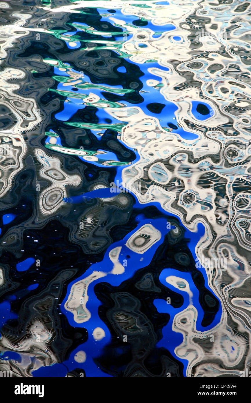 Water reflections hi-res stock photography and images - Alamy