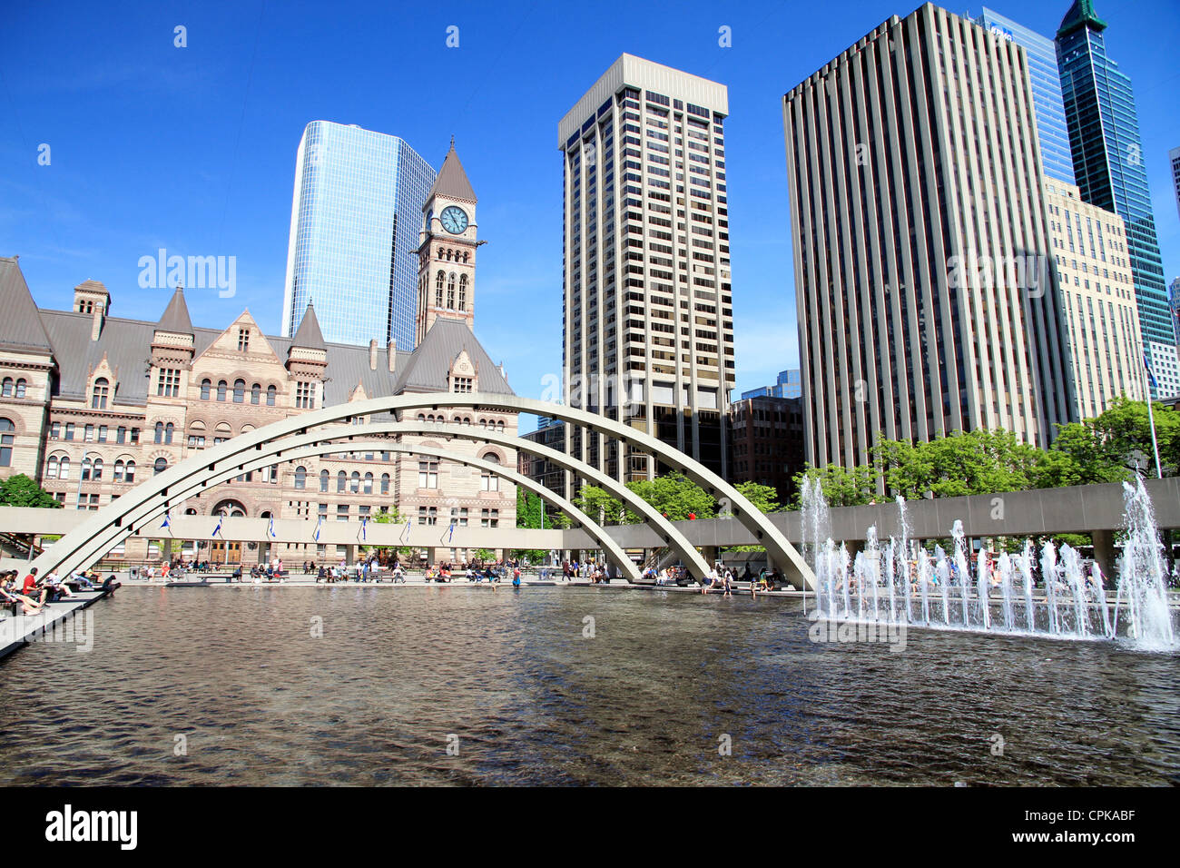 Nathan phillips square in toronto hi-res stock photography and images ...