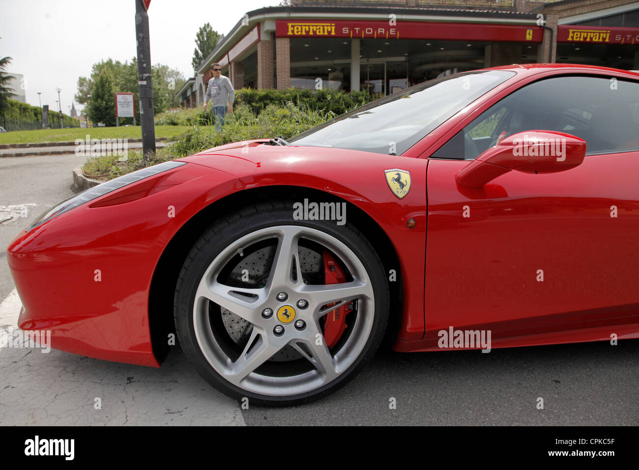 Red ferrari wheel hi-res stock photography and images - Alamy