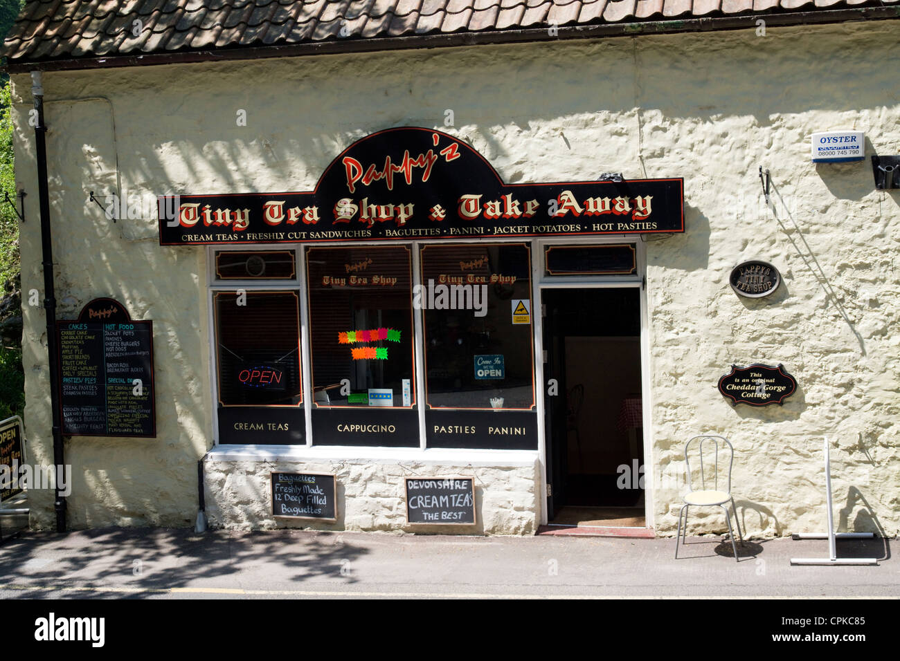 Cheddar village hi-res stock photography and images - Alamy