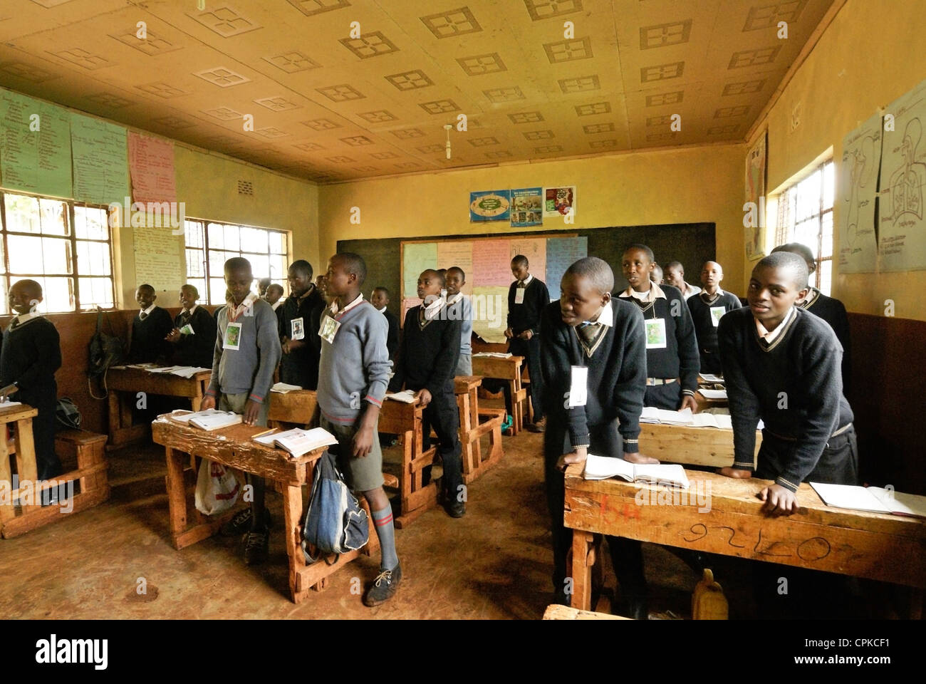 School classroom kenya africa hi-res stock photography and images - Alamy
