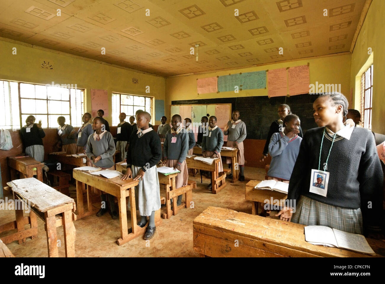 Kenyan girls in school classroom Stock Photo - Alamy