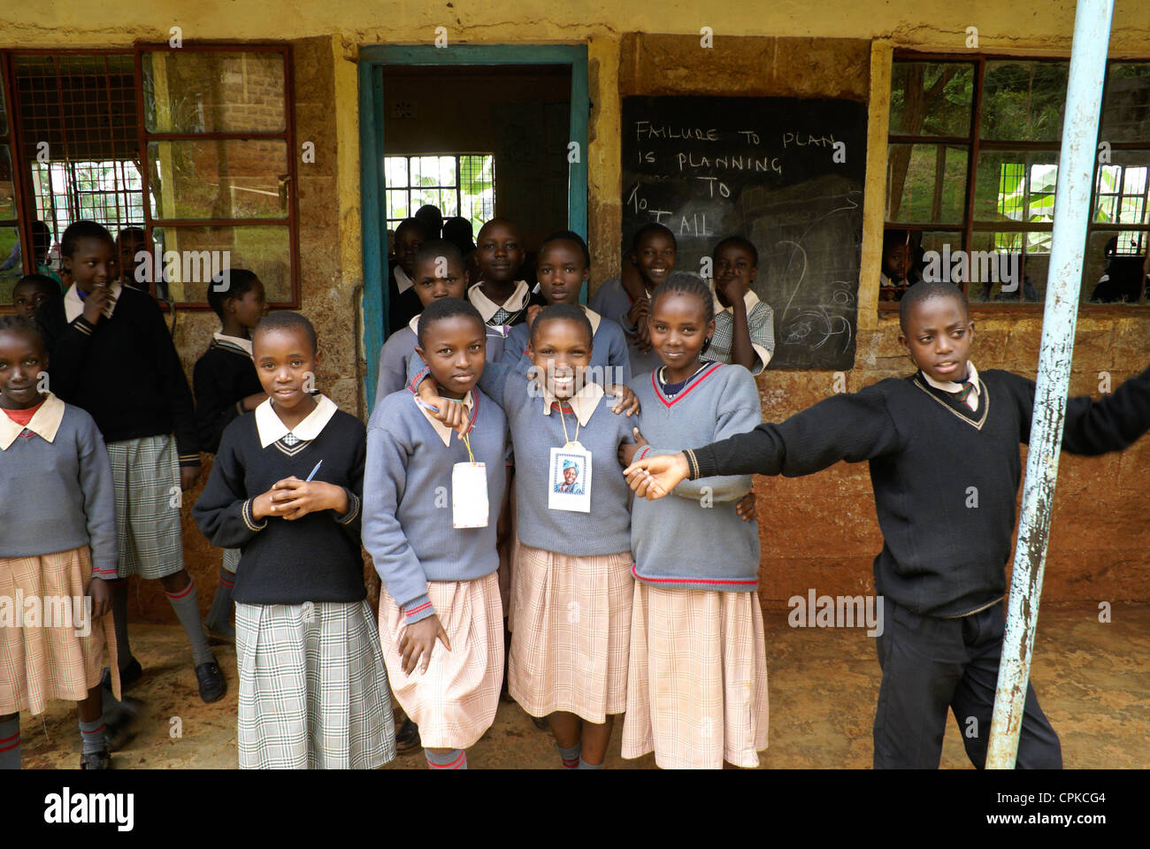 Kenyan students outside school classroom Stock Photo - Alamy