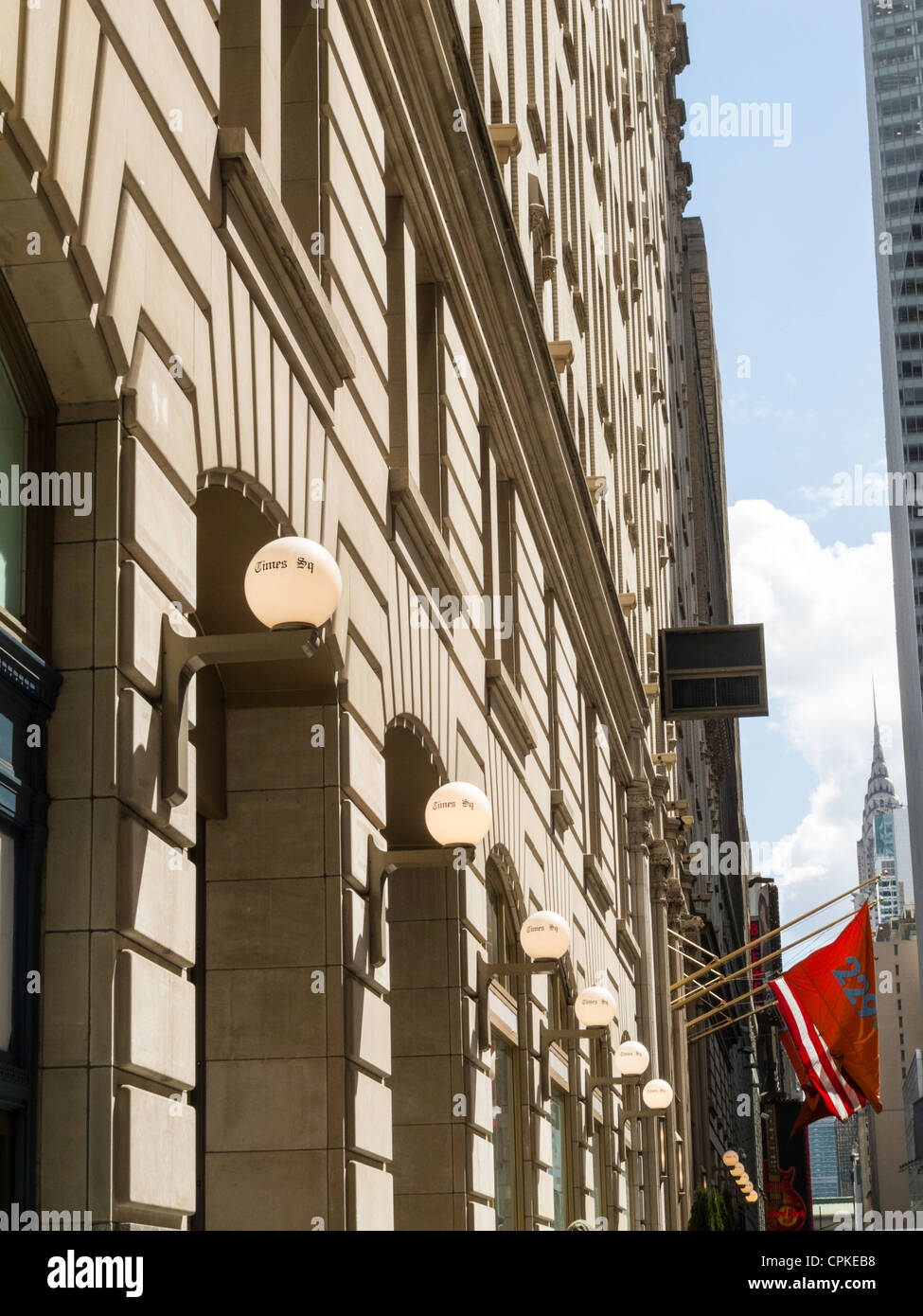 Times Square Building, NYC Stock Photo - Alamy