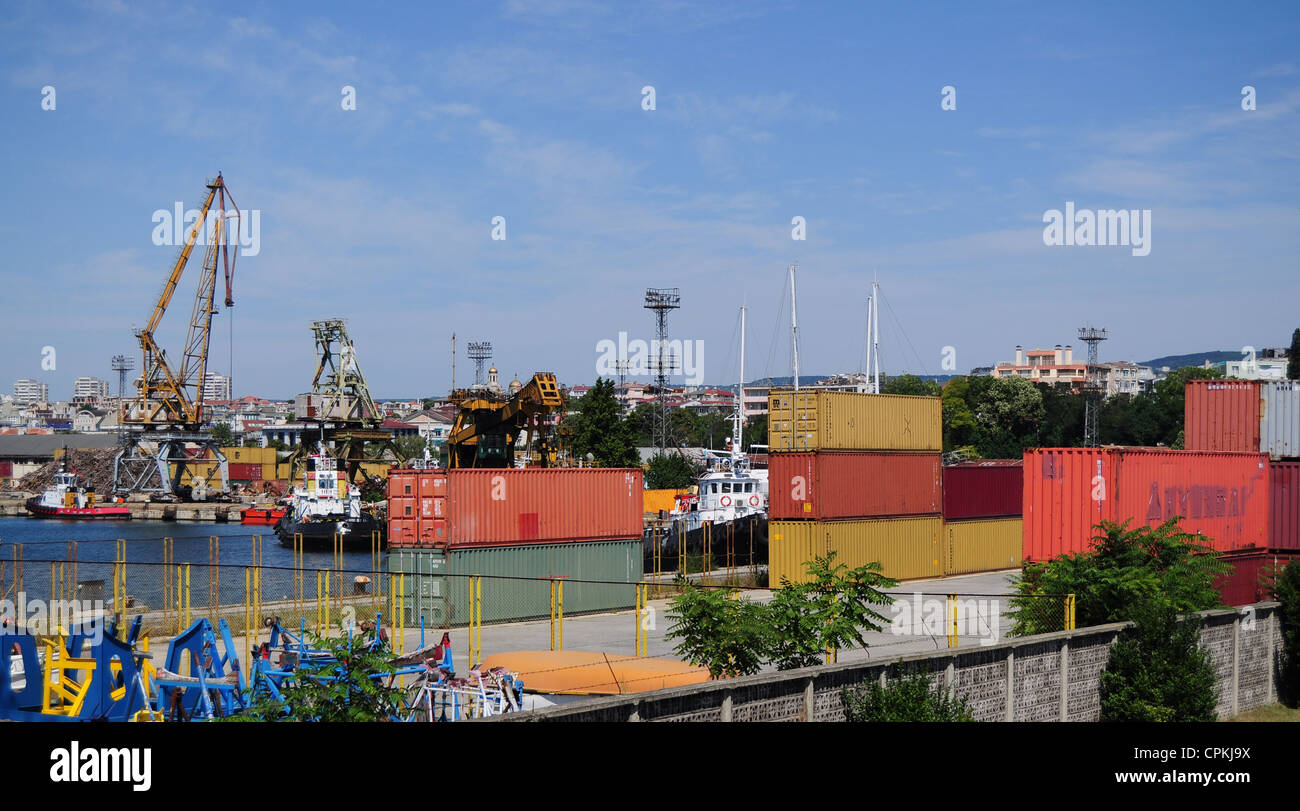 Harbor cranes container vessel hi-res stock photography and images - Alamy