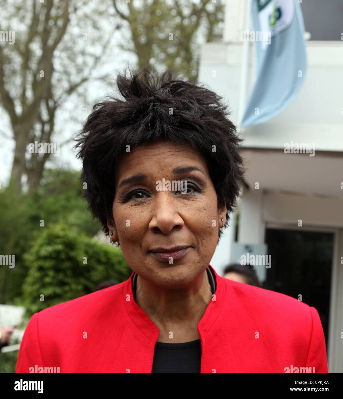 Television News Anchor High Resolution Stock Photography and Images - Alamy