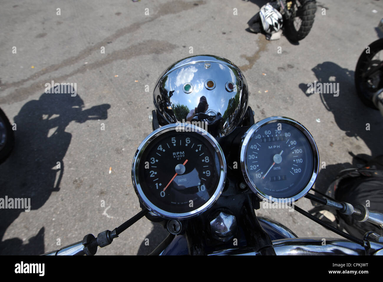 Rev counter speedometer hi-res stock photography and images - Alamy