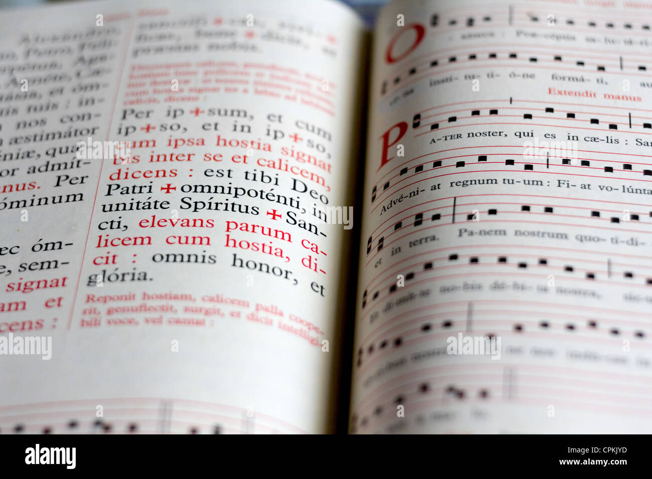 Latin mass hi-res stock photography and images - Alamy