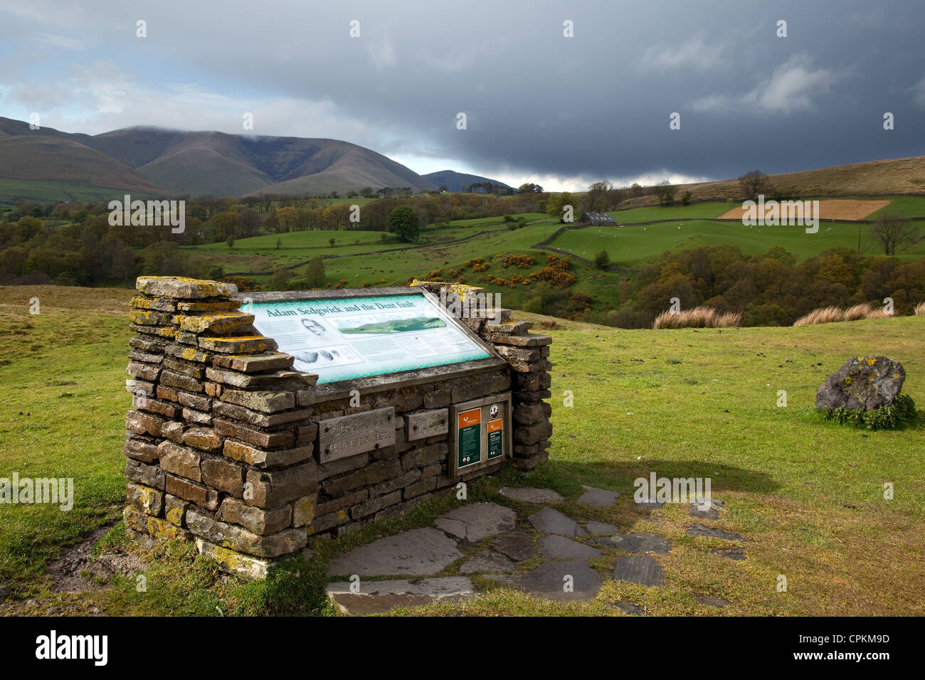 Fault lines map hi-res stock photography and images - Alamy