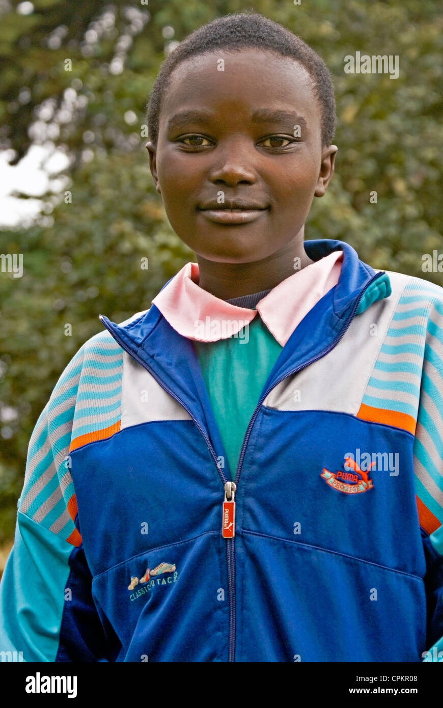 Portrait of young girl in Kenya Stock Photo - Alamy
