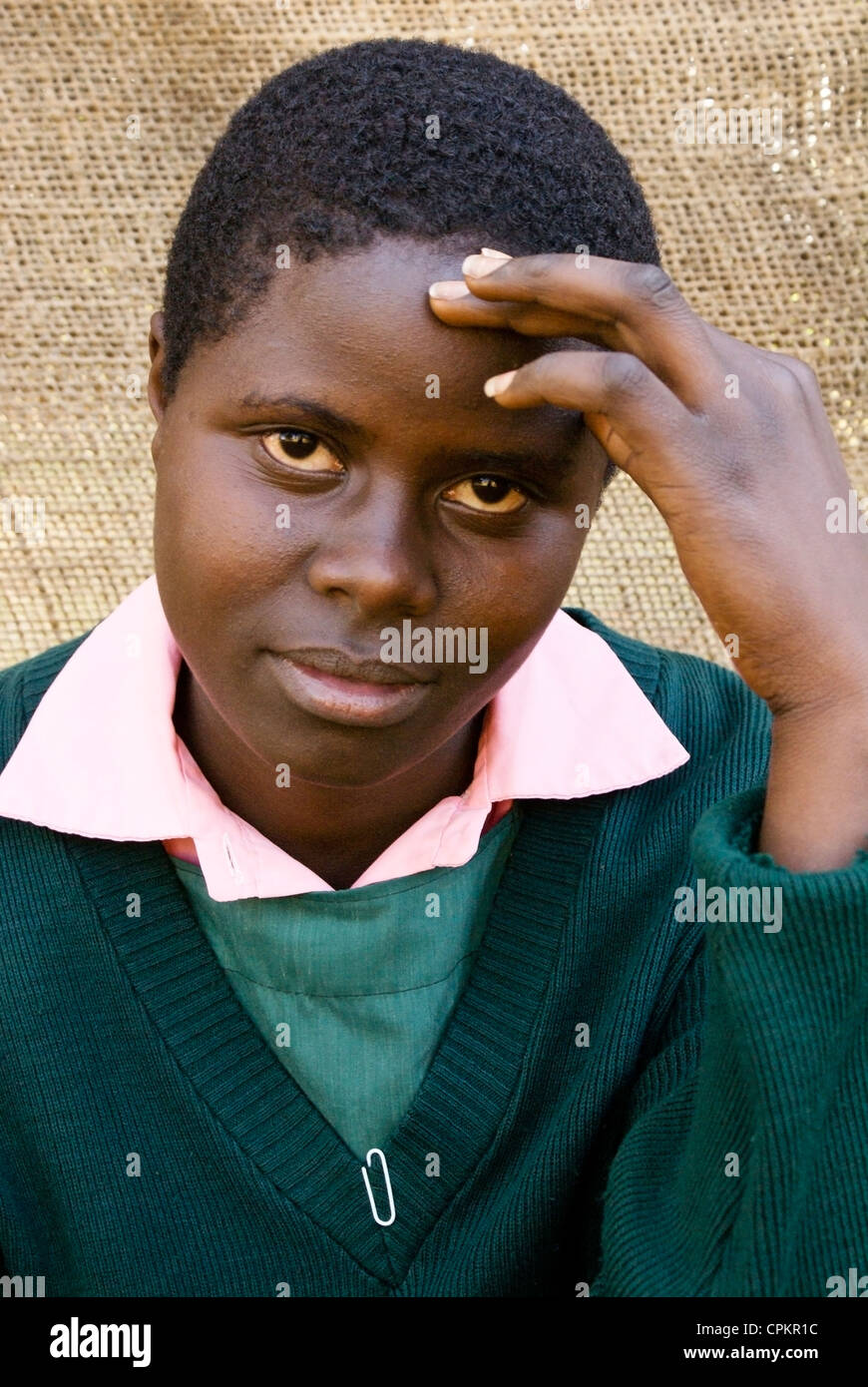 Portrait of teenage girl in Kenya Stock Photo - Alamy