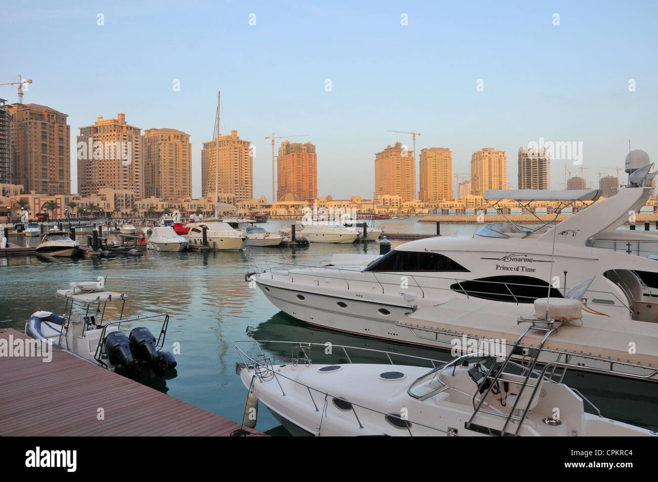 The Pearl - a multi-purpose man-made upscale urban development project ...