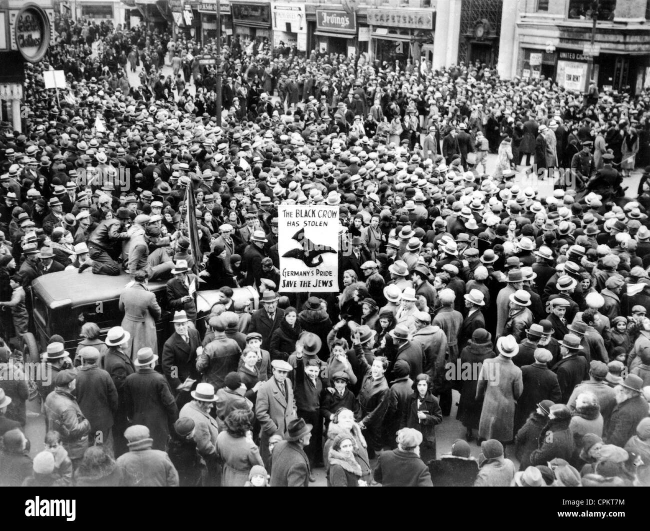 Persecution hi-res stock photography and images - Alamy