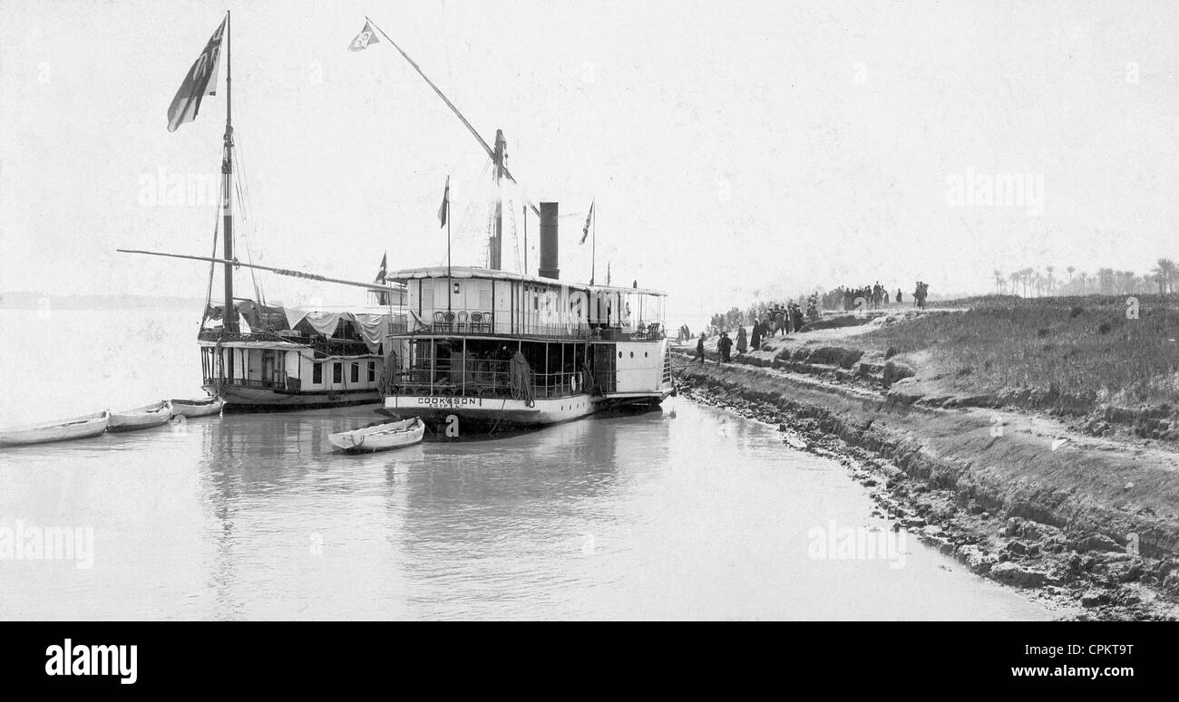 Nile landing stage at Sakkara, 1905 Stock Photo - Alamy