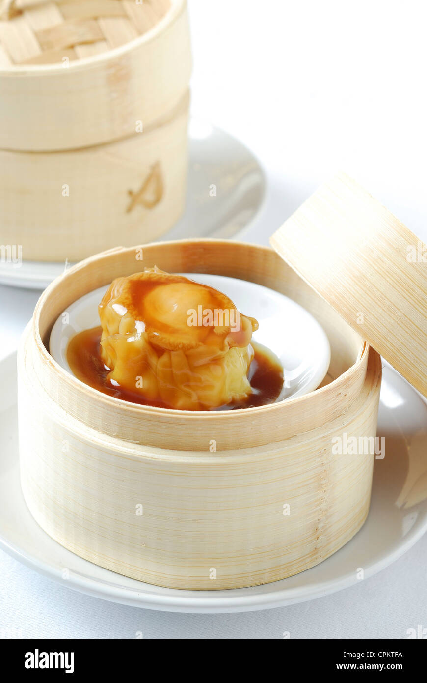 dim sum in basket Stock Photo - Alamy