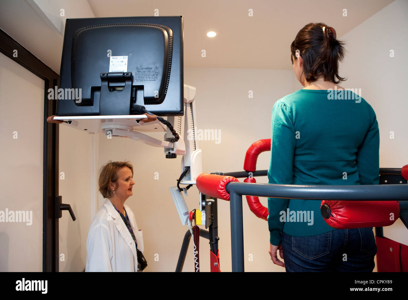 Posturography hi-res stock photography and images - Alamy