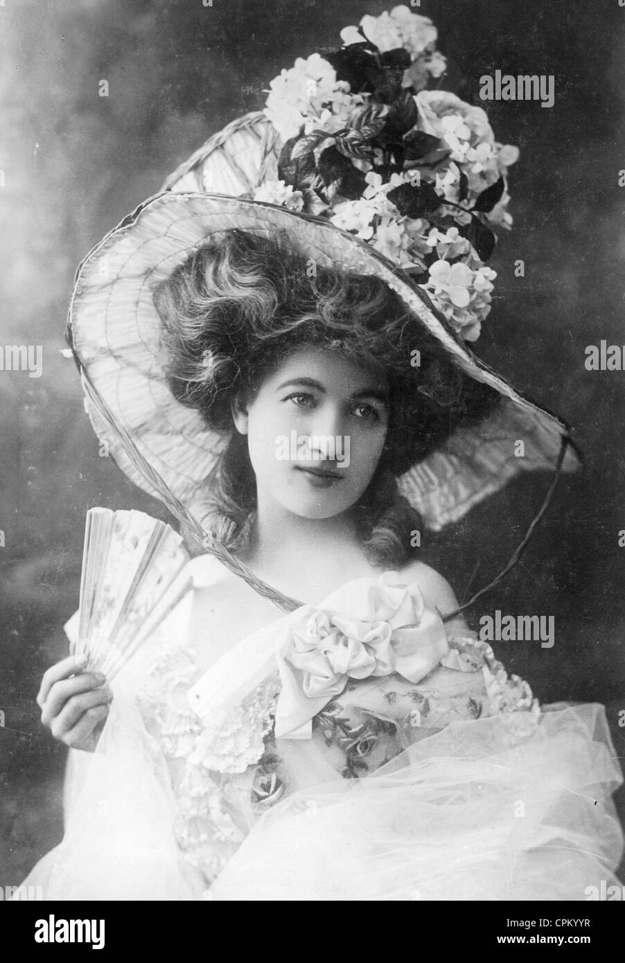 Fashion 1908 Black and White Stock Photos & Images - Alamy