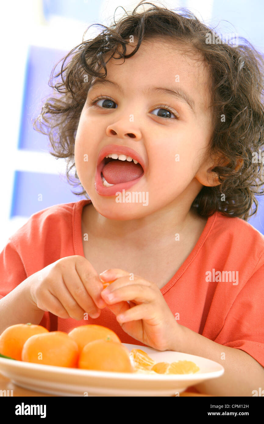 Food fruit vitamin child hi-res stock photography and images - Alamy