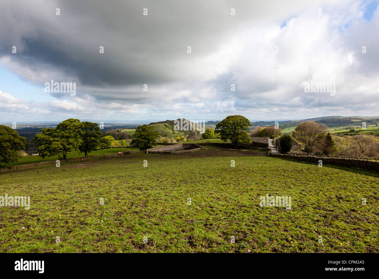 View towards Rainow on the edge of the Peak District from the A257(Cat ...