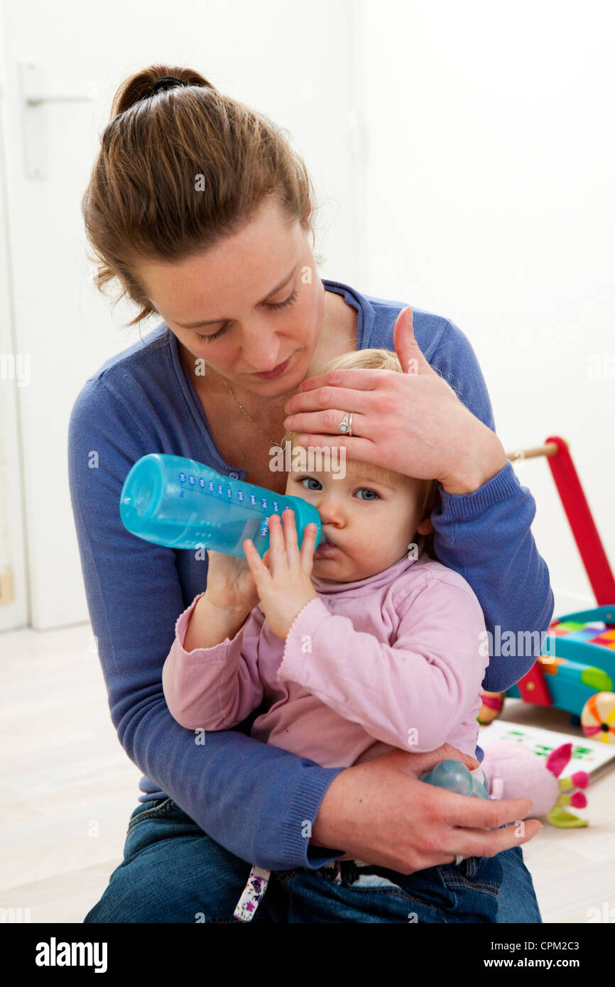 Thirsty children hi-res stock photography and images - Alamy