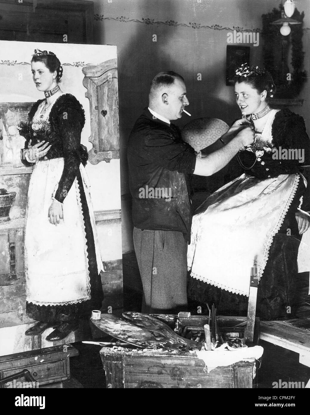 Model in studio Black and White Stock Photos & Images - Alamy